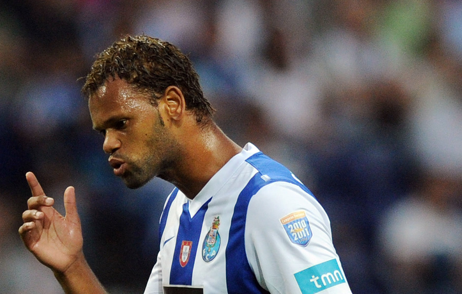 Juventus negotiating for Porto's Rolando - | Juvefc.com