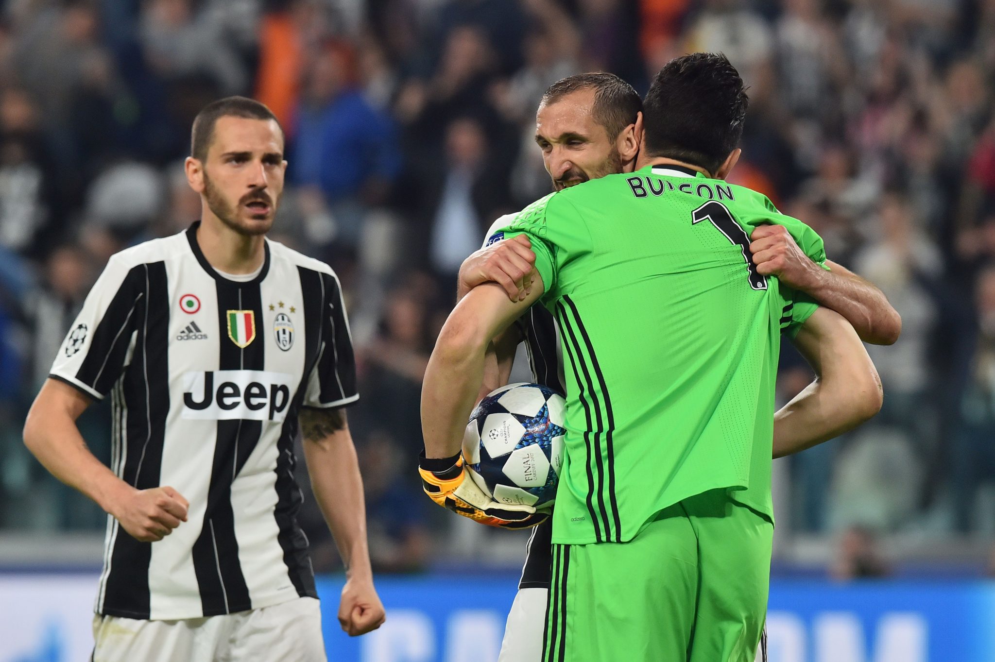 OFFICIAL: Buffon & Chiellini renew - | Juvefc.com