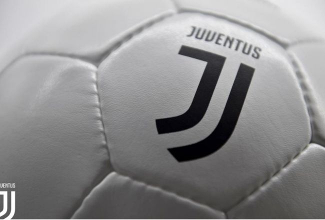 Image: Juventus FC promotes new Black & White fashion line - | Juvefc.com