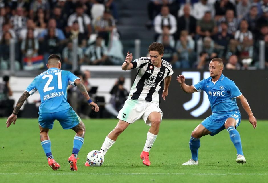 Pundit says in-form Juventus can certainly cause Napoli problems ...