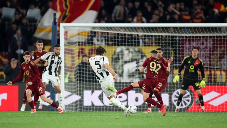 Juventus and AS Roma share the spoils in frustrating night in Rome ...